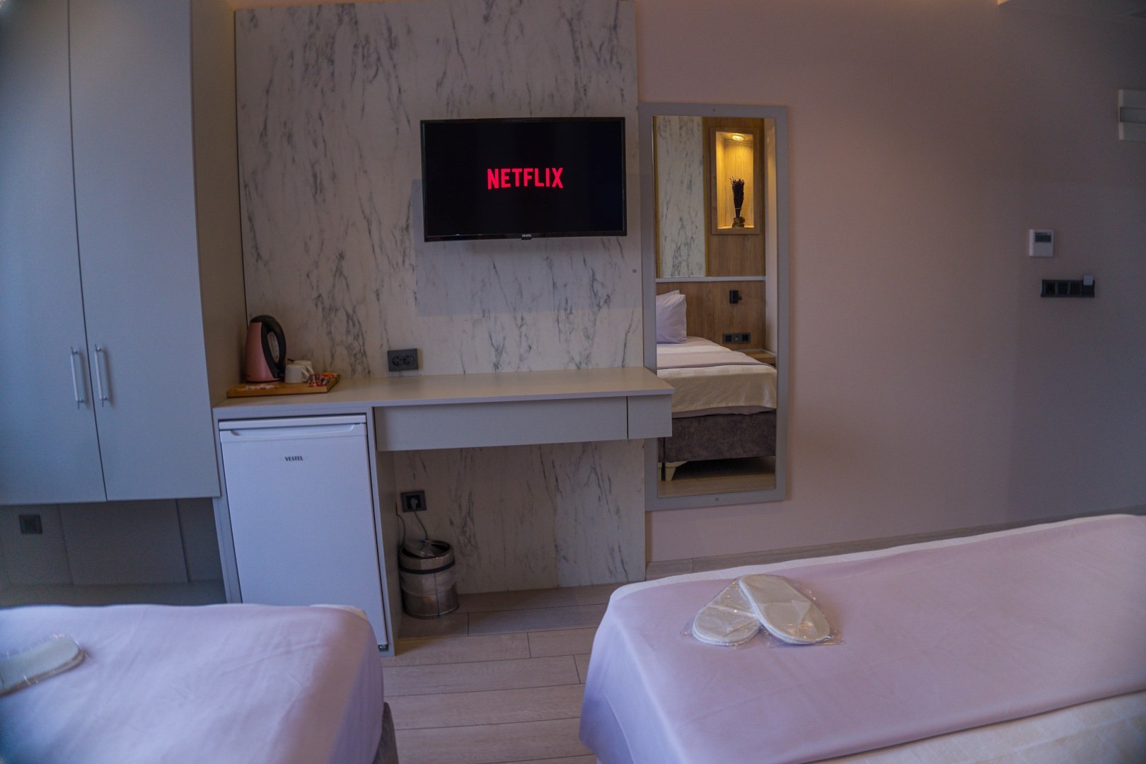 Home | Lavender Hotel